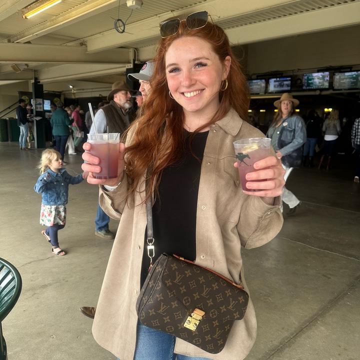 🦄 @dudeitscasey - Casey - TikTok