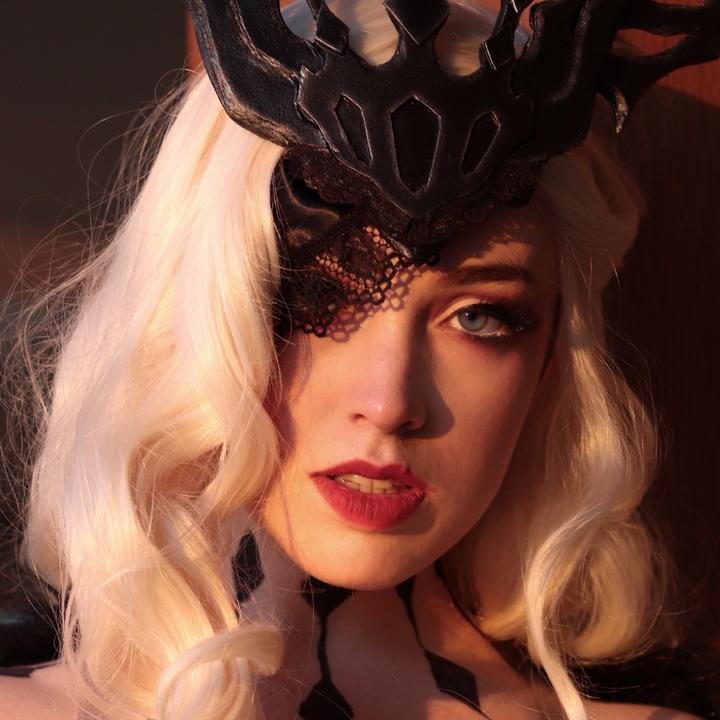 There’s a sting in the way you kiss me🖤 Kaeya: ya boy… stars… @allisun ...