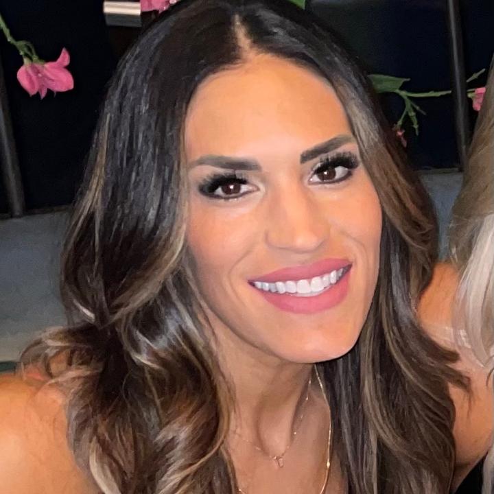 Liz Ludwig's Instagram, Twitter & Facebook on IDCrawl