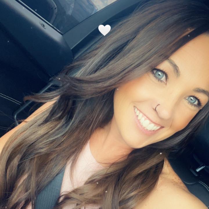 Ashley Russell's Instagram, Twitter & Facebook on IDCrawl