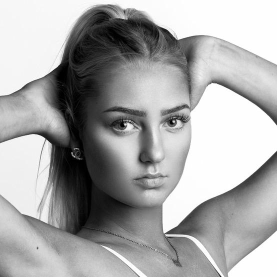 Sydney Thomas's Instagram, Twitter & Facebook on IDCrawl