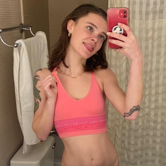 do u like my outfit? @the.realkatelynx - TikTok
