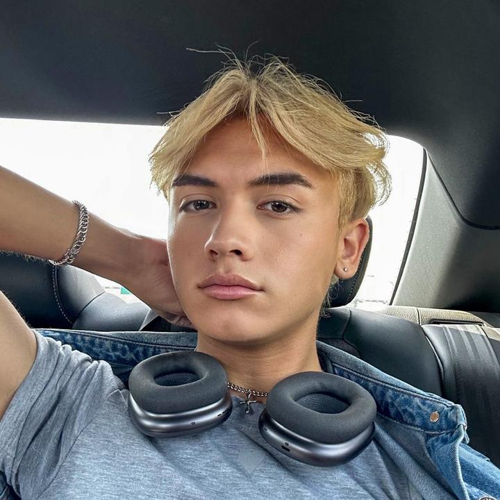 Valentino Aston Leaks