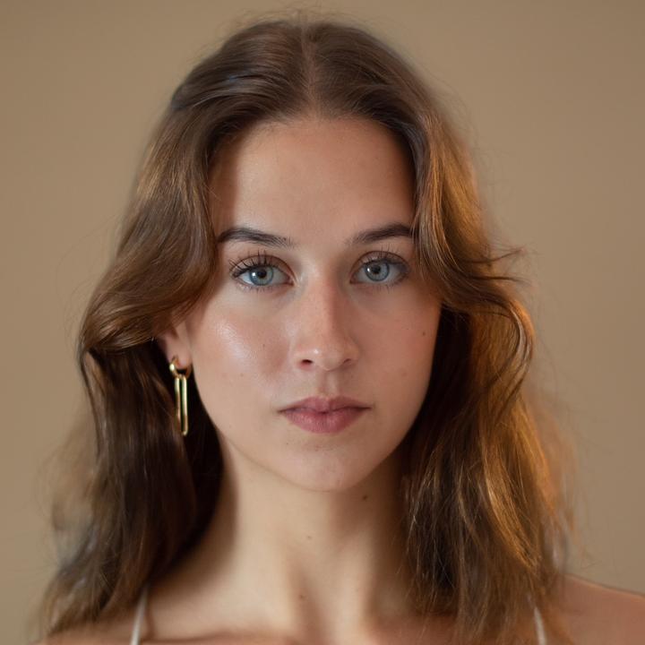 🦄 @ellerygraceactor - Ellery Grace | Actor - TikTok