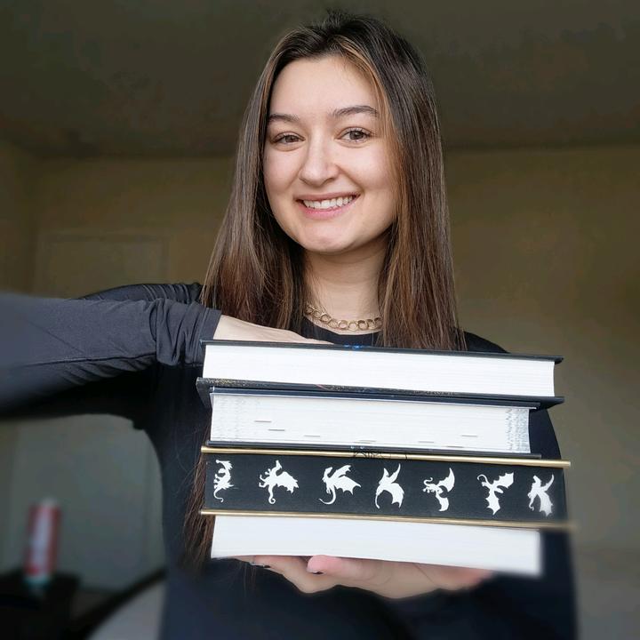 🦄 @probablyoffreading - Probably Off Reading 🥰 - TikTok