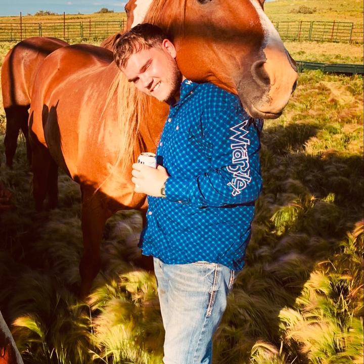 🦄 @skylarjohnson_official - Skylar Johnson - TikTok