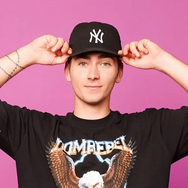 Michael Sanzone - @ sanzone TikTok分析 |账号、视频和主题标签 | Exolyt