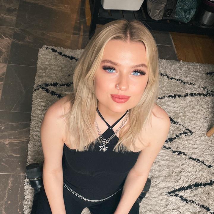 🦄 @valeriaxxvee01 - Vali🙈 - TikTok