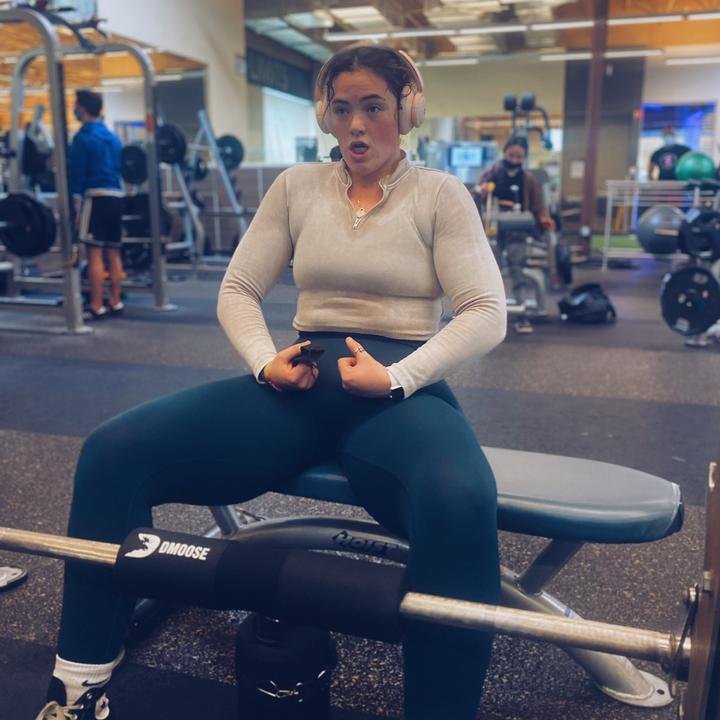 🦄 @allisonroquee - allison roque