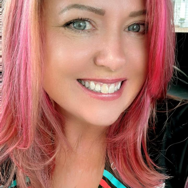 🦄 @lisaduofficial - Lisa Du 🏖️ - TikTok