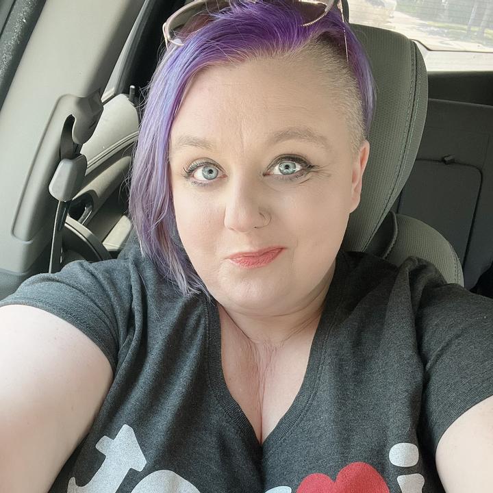 did her own swirl stay tuned to see the final result in the next day or ...