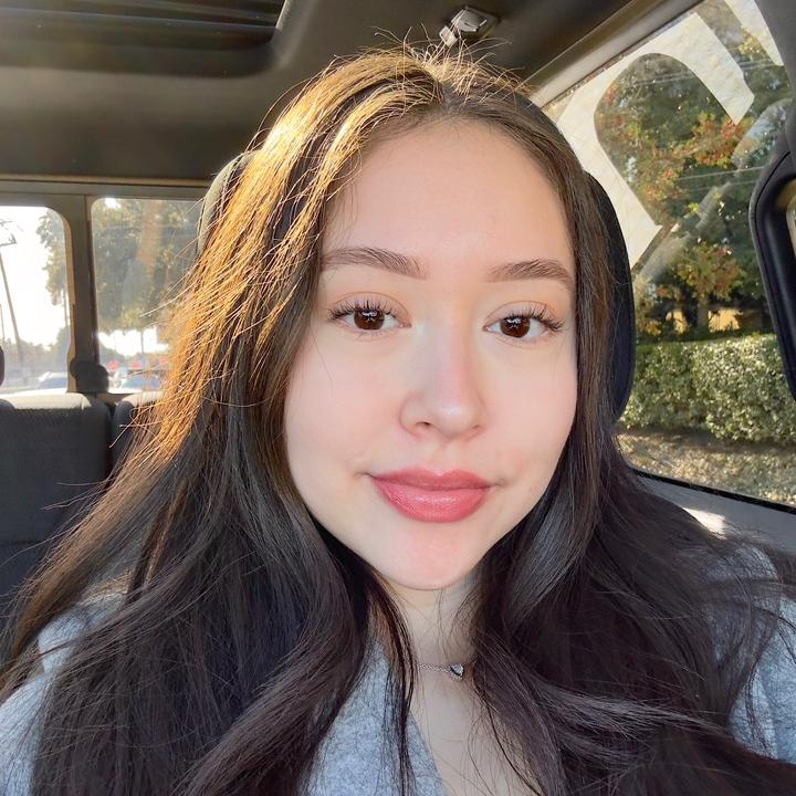 Press ons you have my heartt🤍 all | jesslizs (@jesslizs)