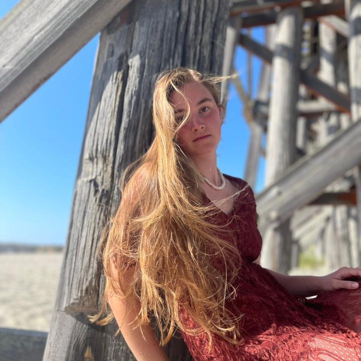 🦄 @thejuliairvine - Julia Irvine - TikTok