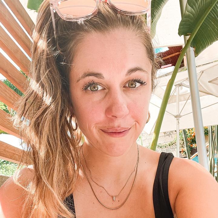 My workout partner 🐈‍⬛ her name is Binx and don’t worry I made sure she ...