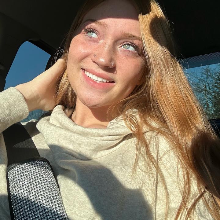 🦄 @alexiscaves03 - Lex - TikTok