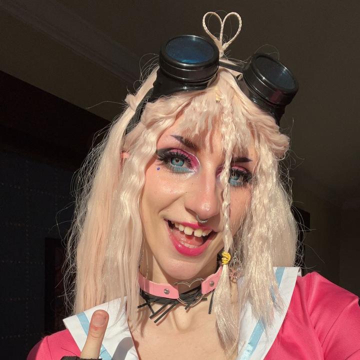 🦄 @foxberri.cosplay - 🦊foxberri🍓 - TikTok