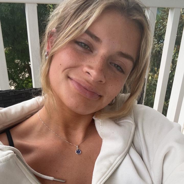 🦄 @lifeofjessbell - jess bell - TikTok