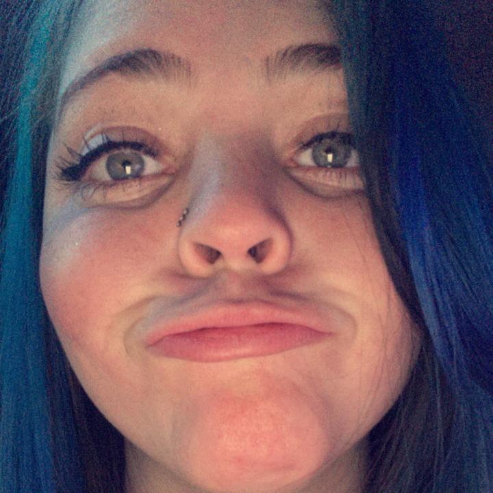 Im so sore! Thank god tomorrow is the off day from the gum 💨😆 ...