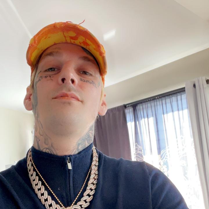 🦄 @aaroncarterofficial - AaronCarter - TikTok