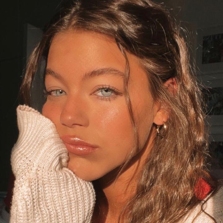 🦄 @thebellakellis - Bella Kellis - TikTok